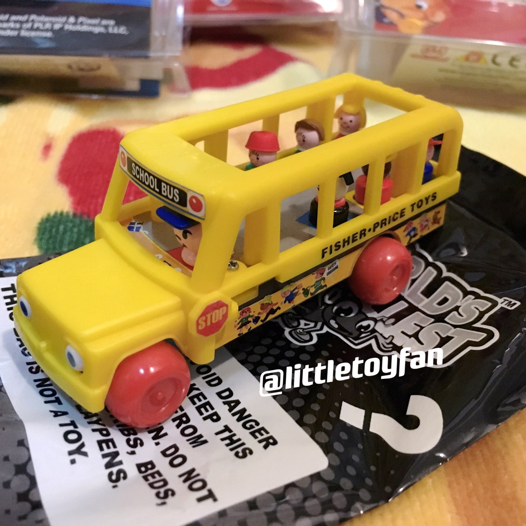 全新 World's Smallest Fisher Price School Bus 迷你 校巴 盲盒 盲袋 , 興趣及遊戲, 玩具 ...