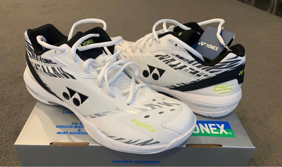 Yonex white tiger 65z, Sports Equipment, Sports & Games, Racket & Ball ...
