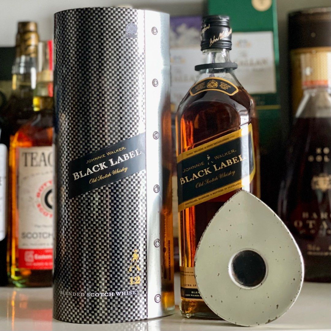 2009 F1 Black Lable Johnnie Walker Limited Edition with metal box 700ml ...