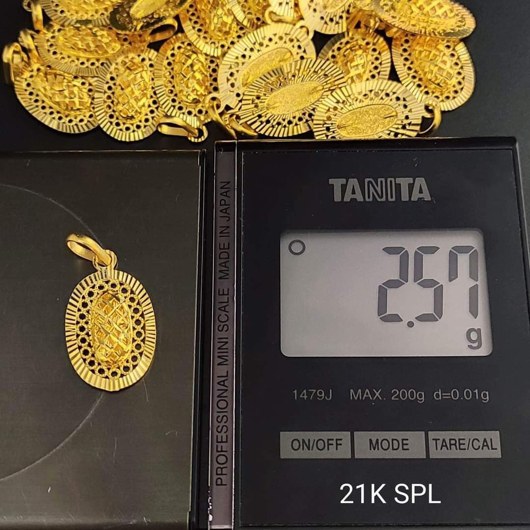 21K Saudi Gold pendant, Women's Fashion, Jewelry & Organizers ...