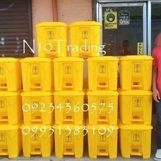 30L Medical trash bin with foot pedal Yellow, Health & Nutrition ...