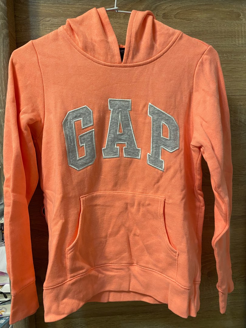 近全新 GAP帽T 螢光粉橘 帽T, 她的時尚, 上衣, 長袖上衣在旋轉拍賣