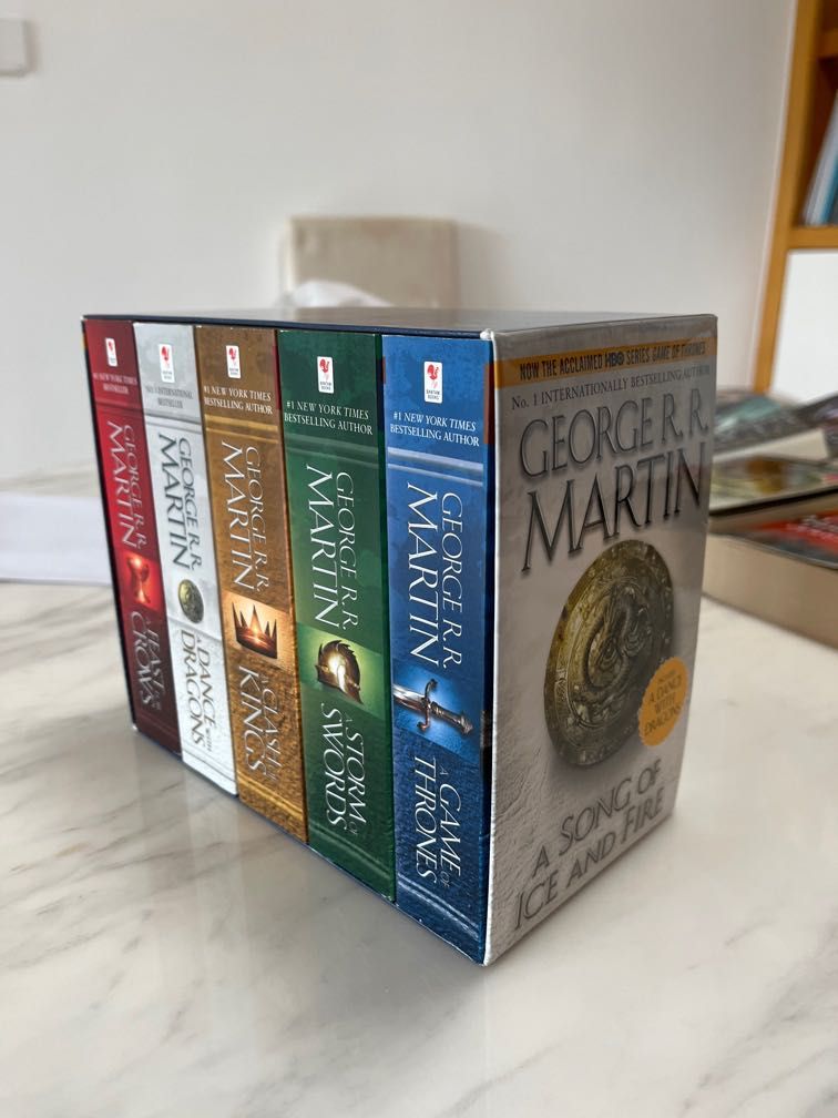 A Game Of Thrones 5 Book Boxed Set Song Of Ice And Fire Series 興趣及遊戲