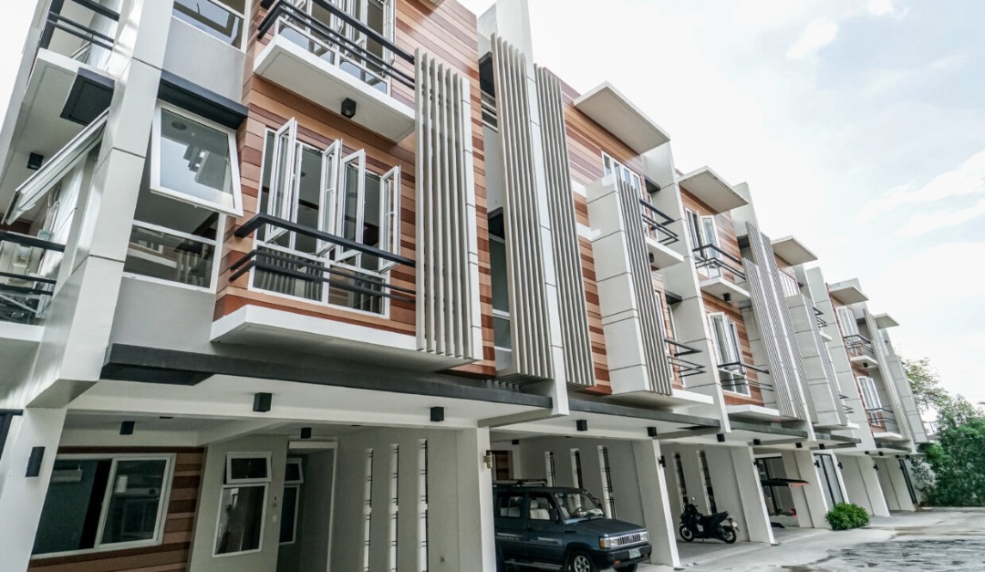 AA 3 Storey Townhouse Compound for sale in Congressional Quezon City ...