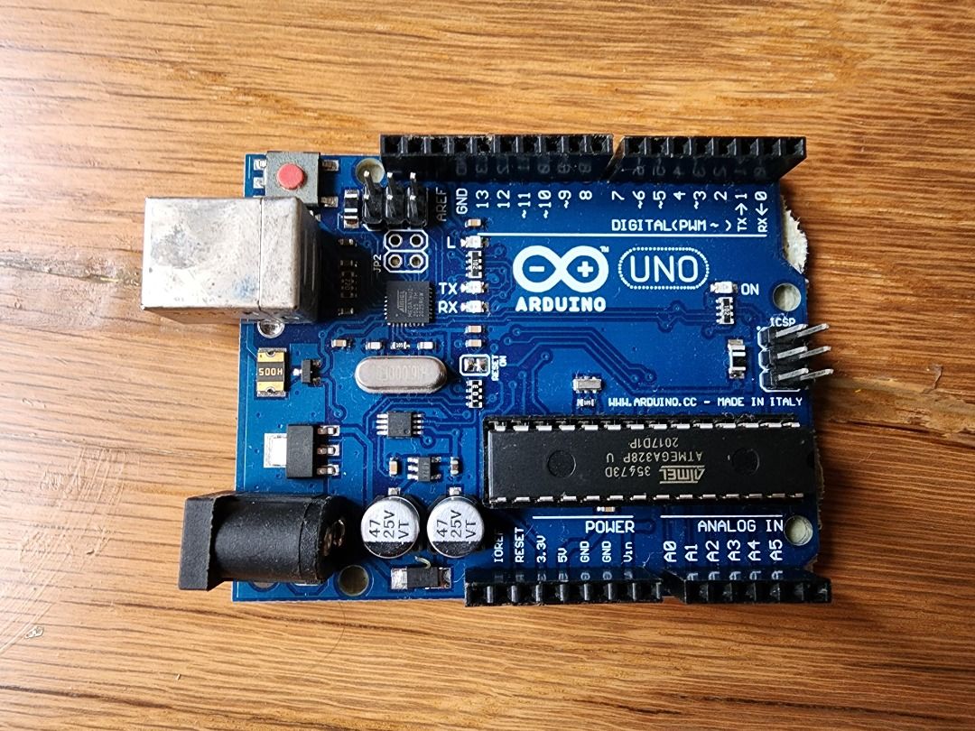 Arduino Uno R3 Compatible Microcontroller, Mobile Phones & Gadgets ...