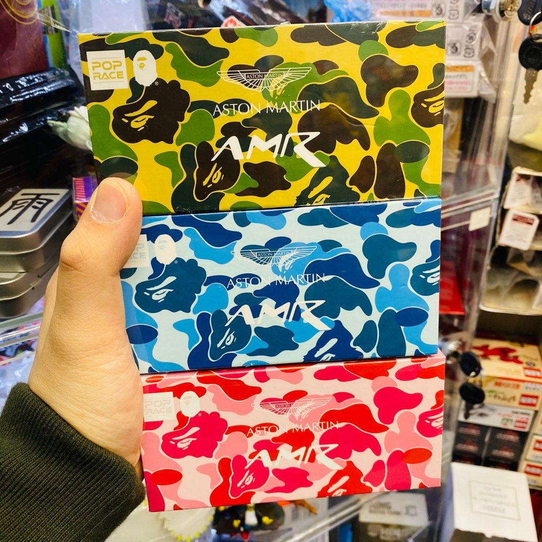 Bathing Ape x Aston Martin x Pop Race 1:64 Die-cast Model Car Aston ...