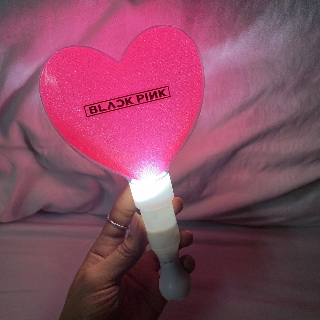 BLACKPINK BORN PINK HEART LIGHTSTICK, Hobbies & Toys, Memorabilia ...