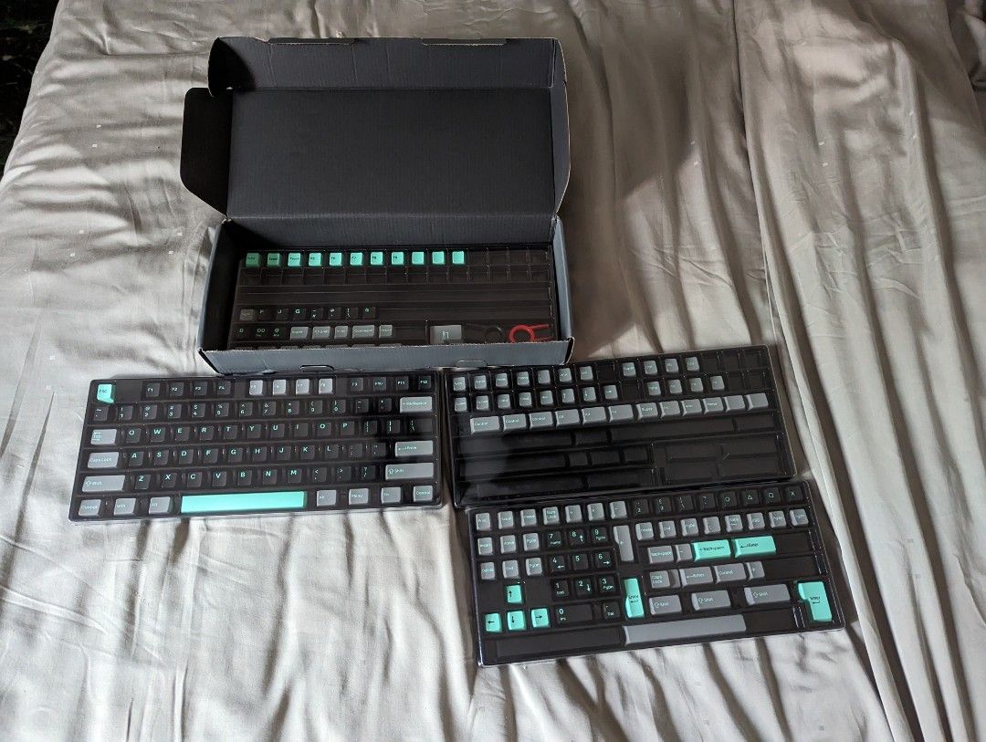 [BNIB] Keychron Hacker Mint Keycaps, Computers & Tech, Parts ...