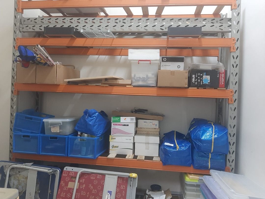 Bottomless Ind Rack, Furniture & Home Living, Furniture, Shelves ...