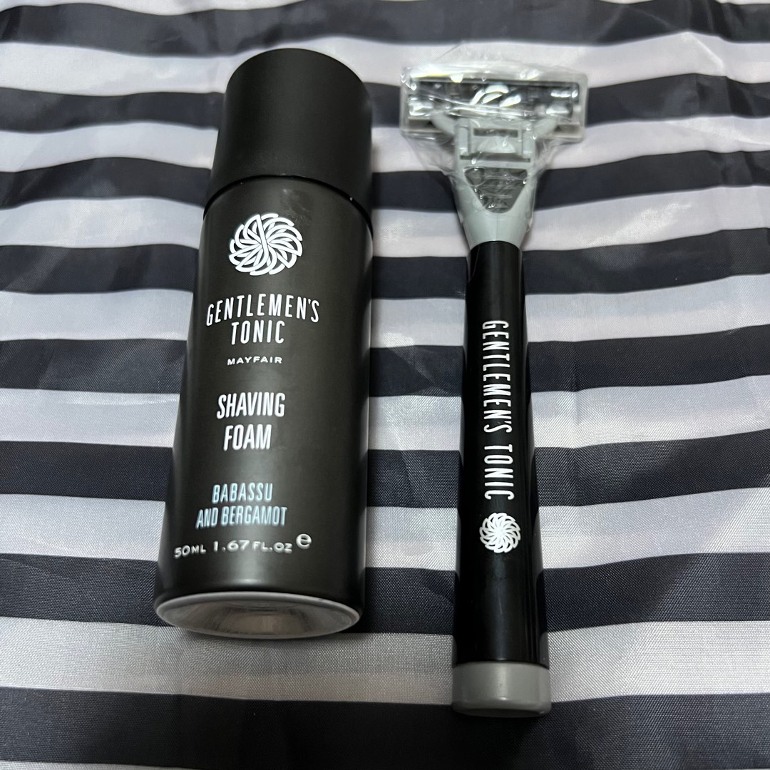 Gentlemen's Tonic x Emirates Business Class Amenity Kit (Shaving Foam ...