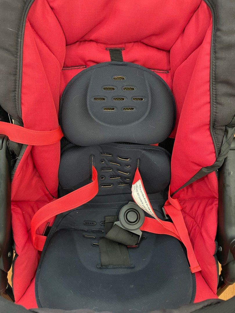 Combi lightweight one hand stroller, Babies & Kids, Going Out ...