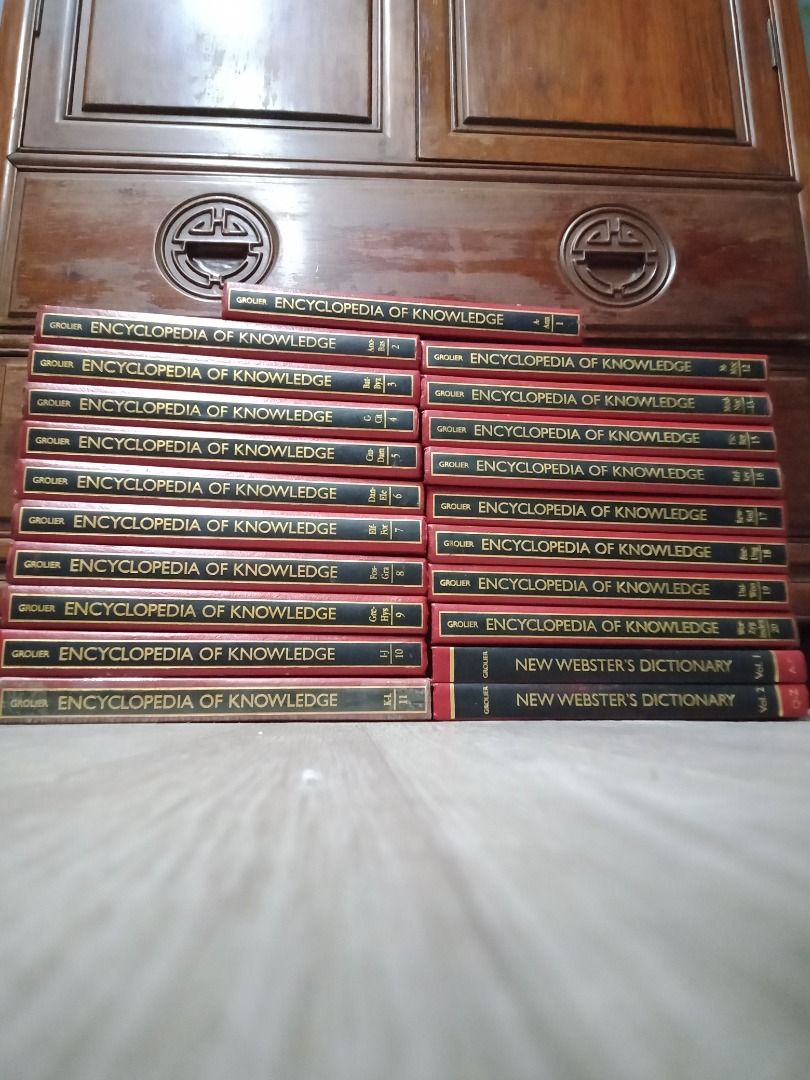 COMPLETE SET GROLIER Encyclopedia of Knowledge w FREEBIES, Hobbies ...