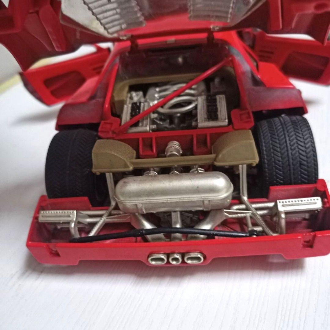 Diecast Ferrari F40 Bburago made in Italy, Toys & Collectibles, Mainan ...