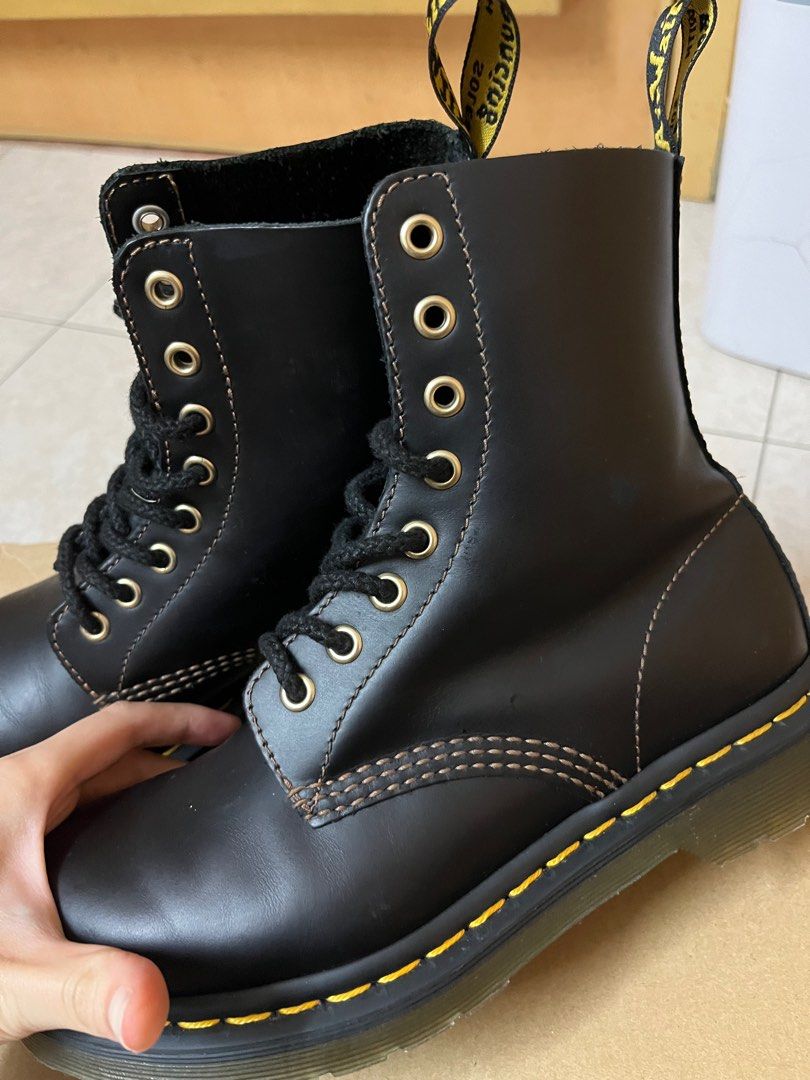 DR MARTENS 1460 pascal boots, Women's Fashion, Footwear, Boots on Carousell