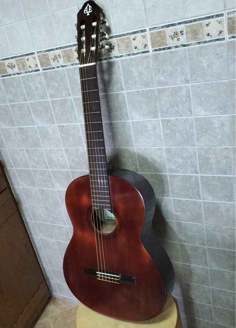 Eterna by Yamaha Classical Guitar, Hobbies & Toys, Music & Media, Musical Instruments on Carousell