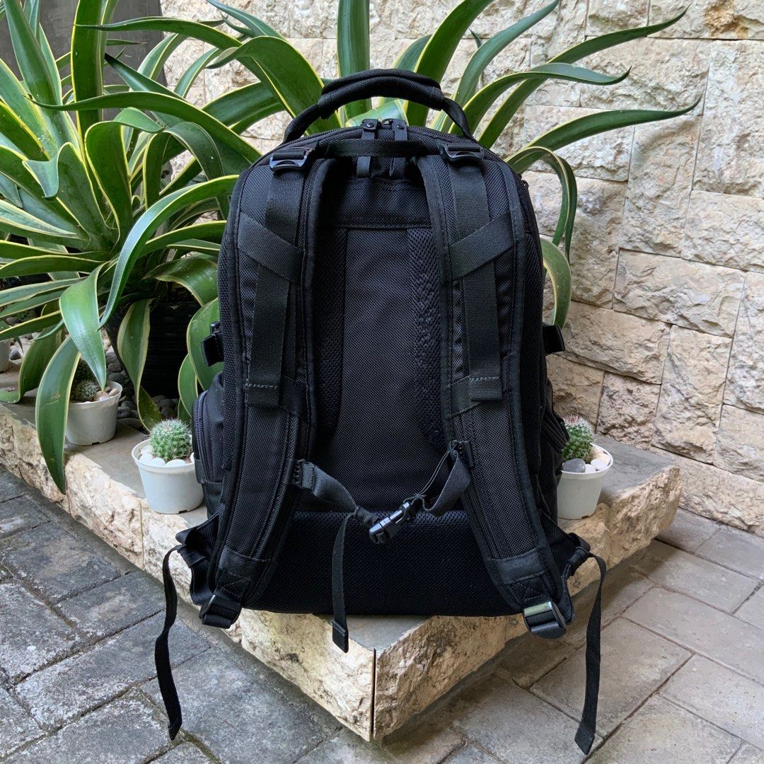 FILA TACTICAL MILITARY OUTDOOR BACKPACK X NEW ERA, Fesyen Pria, Tas ...