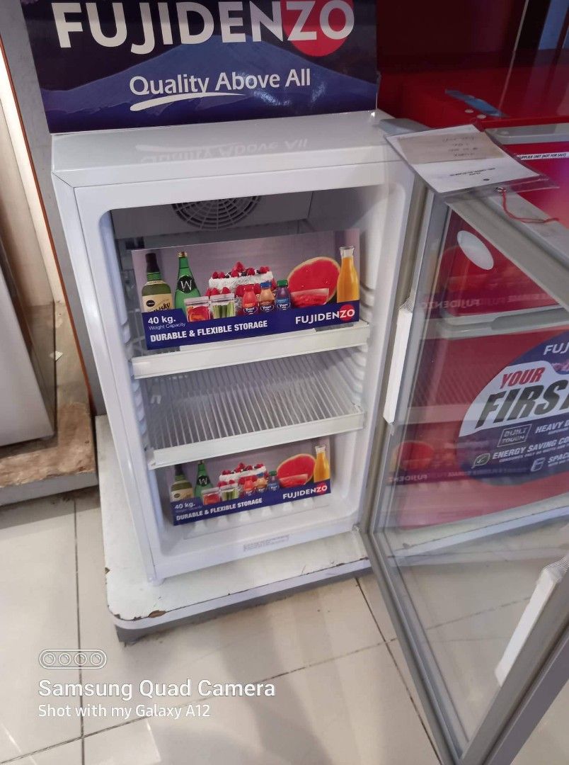 Fujidenzo Upright chiller, TV & Home Appliances, Kitchen Appliances ...