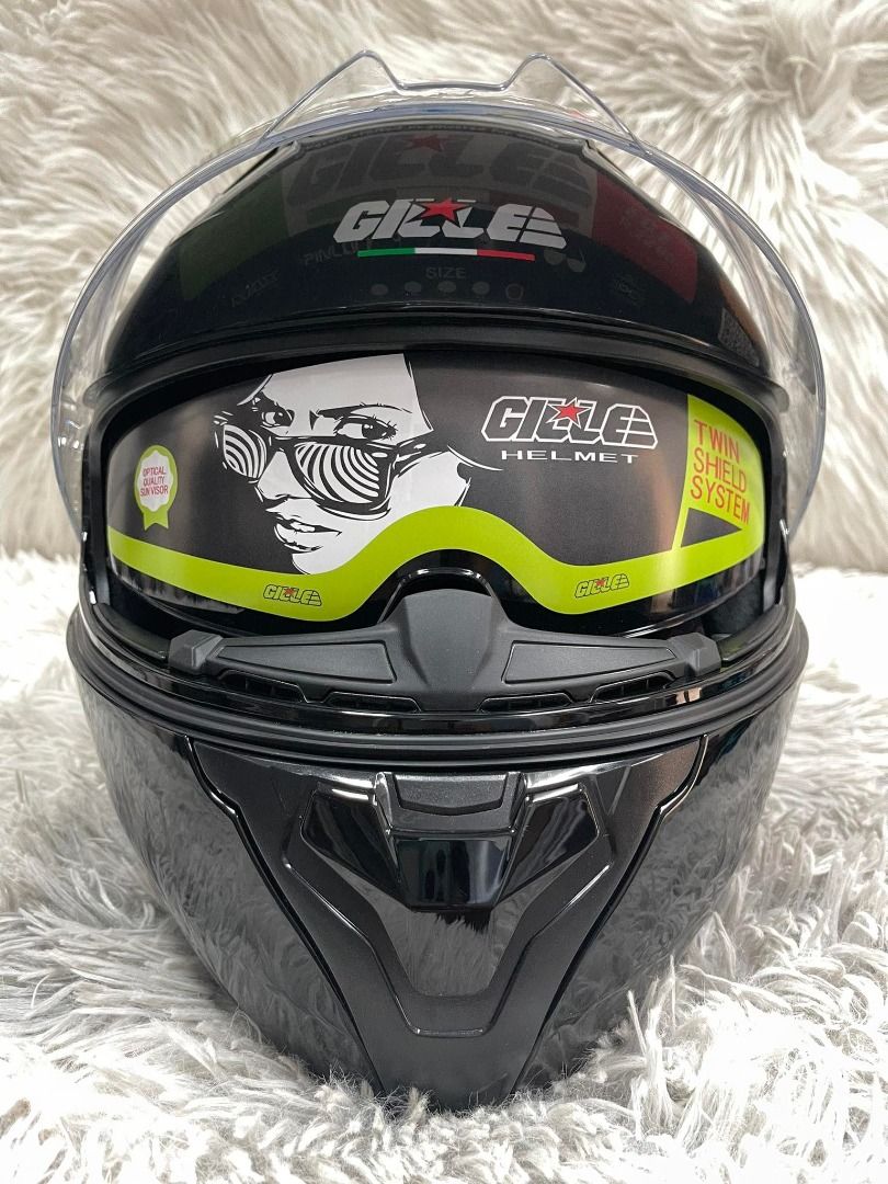 gillie full face gxr 526 sp, Sports Equipment, Bicycles & Parts ...
