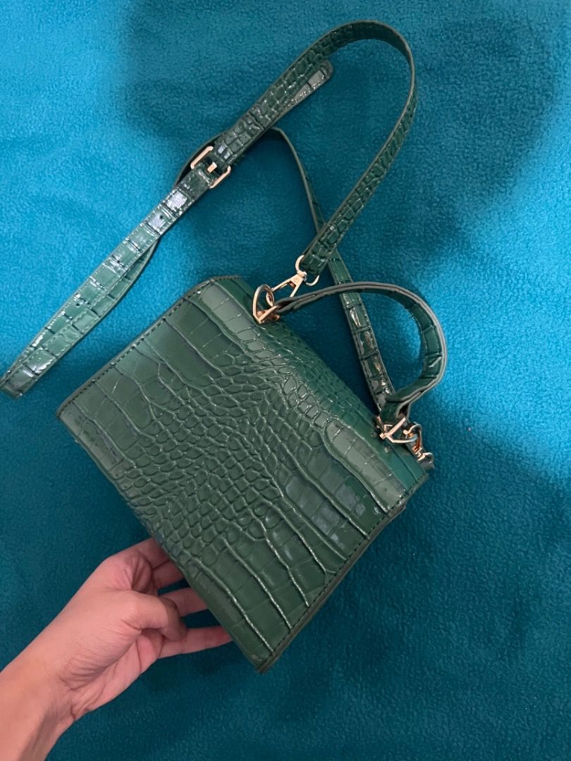 Green Mini Bag, Women's Fashion, Bags & Wallets, Purses & Pouches on ...