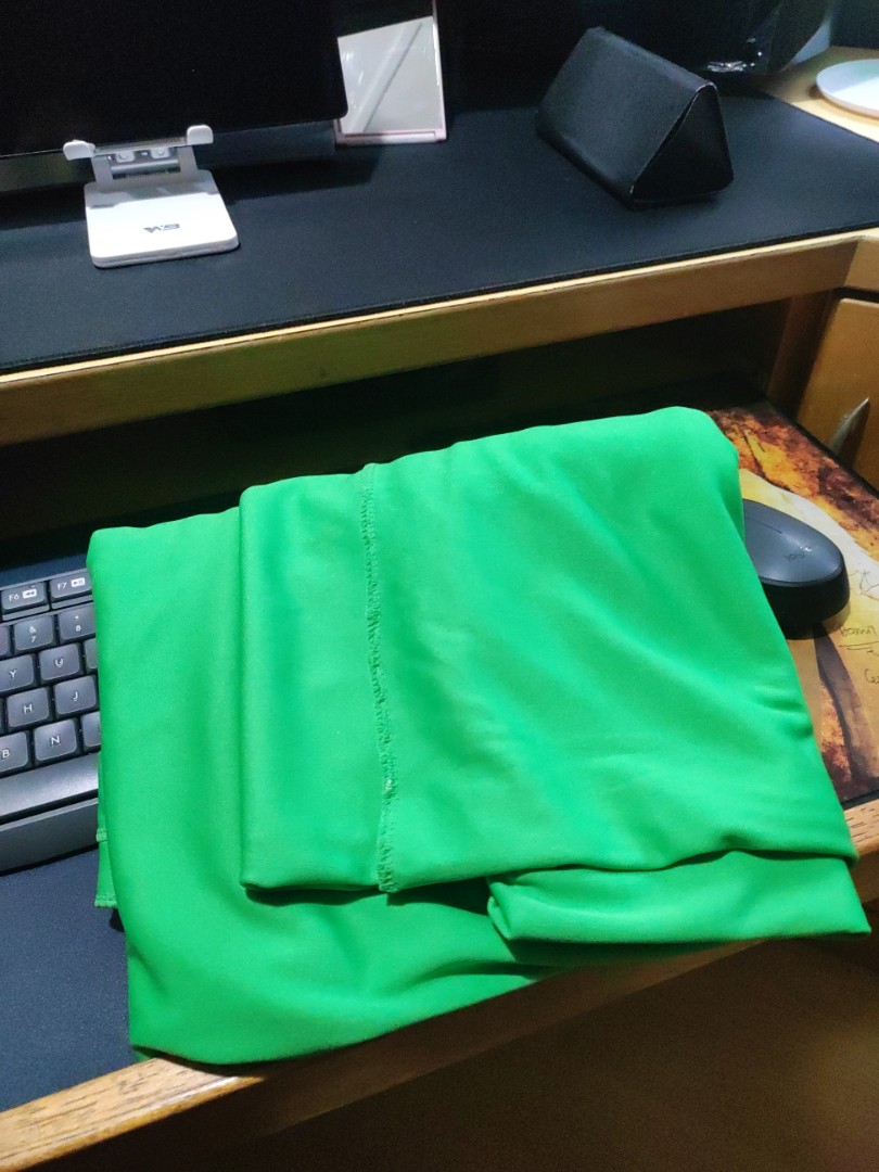 GREEN SCREEN CLOTH FREE, Photography, Photography Accessories, Lighting ...