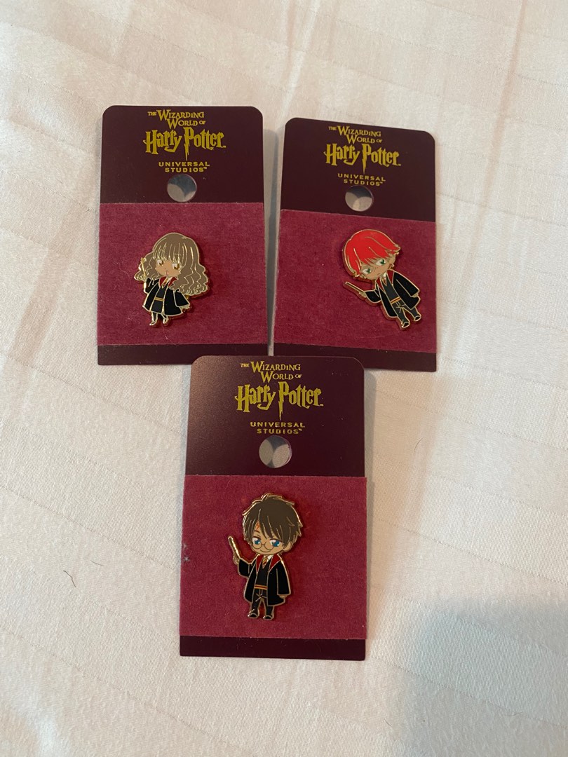 Harry Potter Pin Set, Hobbies & Toys, Memorabilia & Collectibles ...