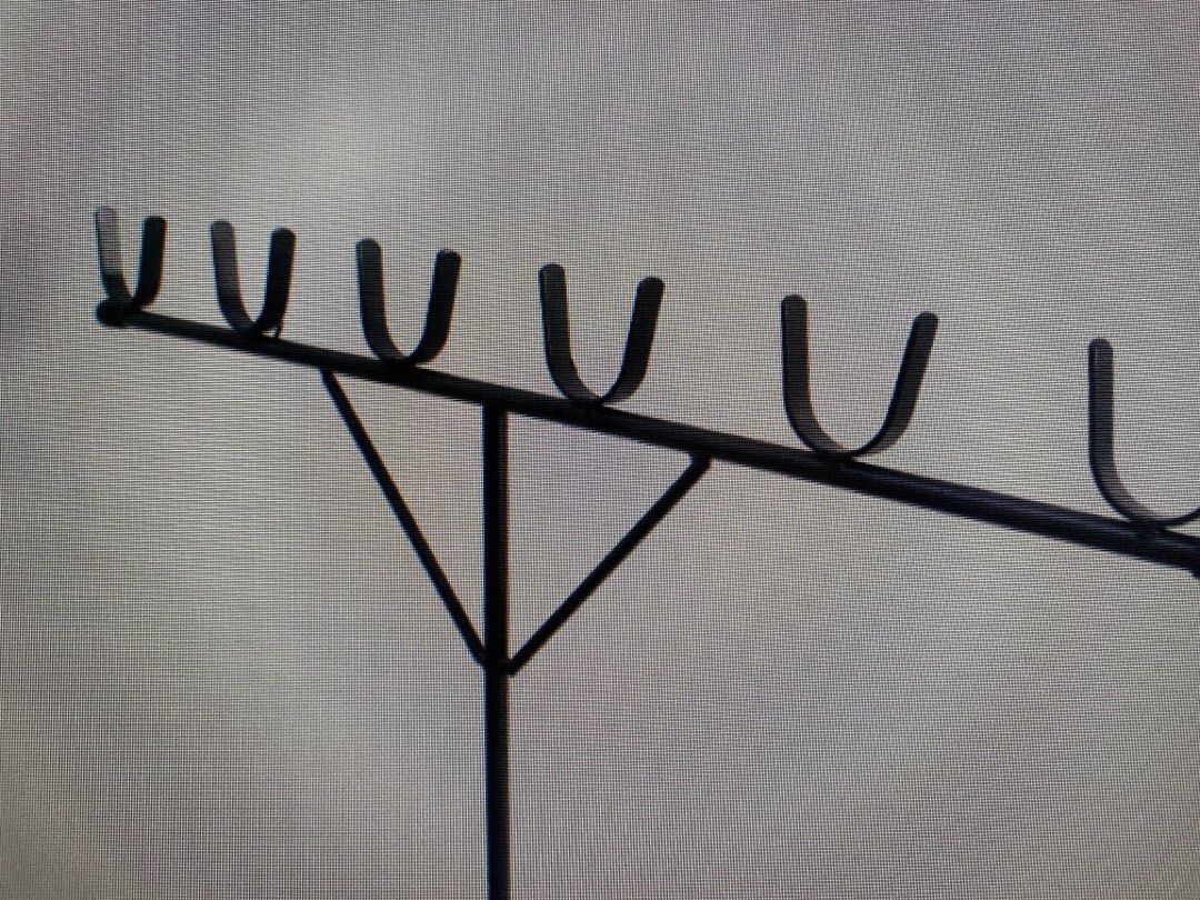 WTB: Heavy duty laundry pole rack, Bulletin Board, Looking For on Carousell