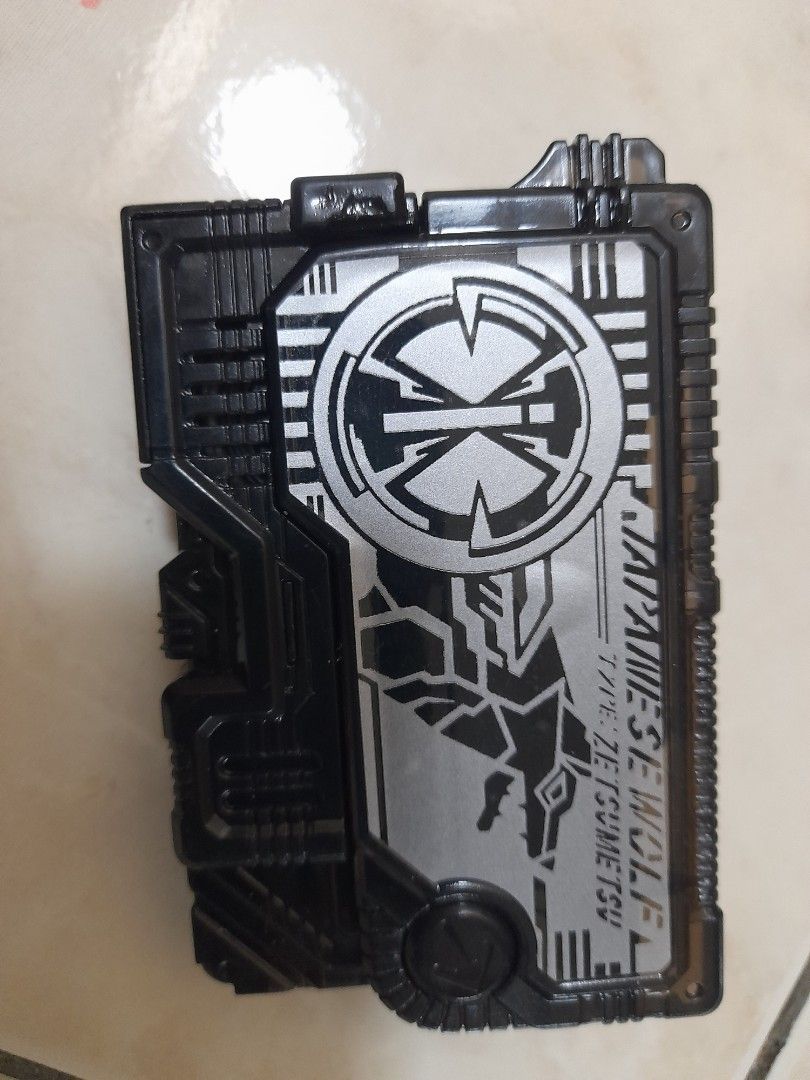 Kamen rider zero one 3rd party japanese wolf progrise key with 40 sound ...