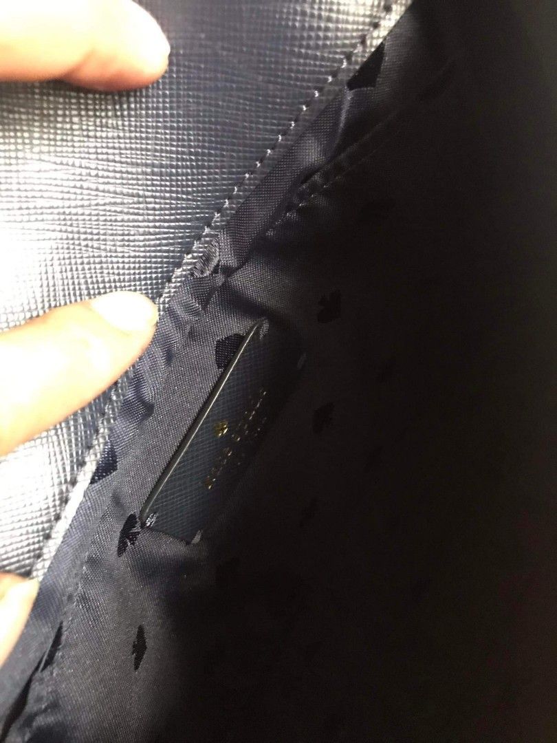 Kate Spade Carson Dancing cherries, Luxury, Bags & Wallets on Carousell