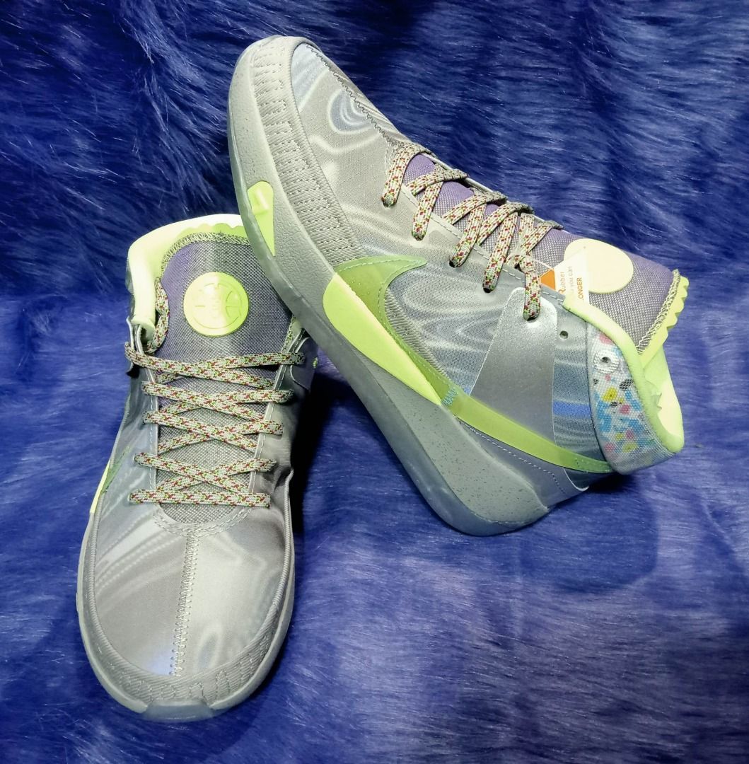 Kevin Dwayne Durant 13, Men's Fashion, Footwear, Sneakers on Carousell