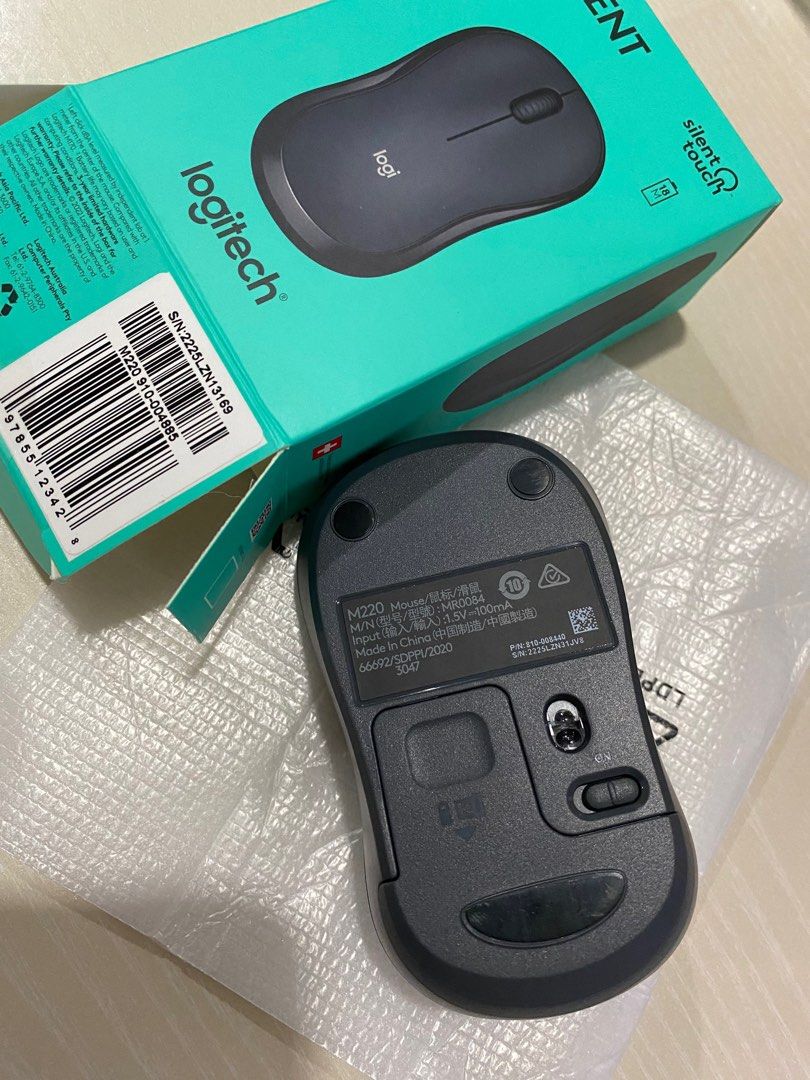 Logitech M220 SILENT Wireless Mouse, Computers & Tech, Parts ...