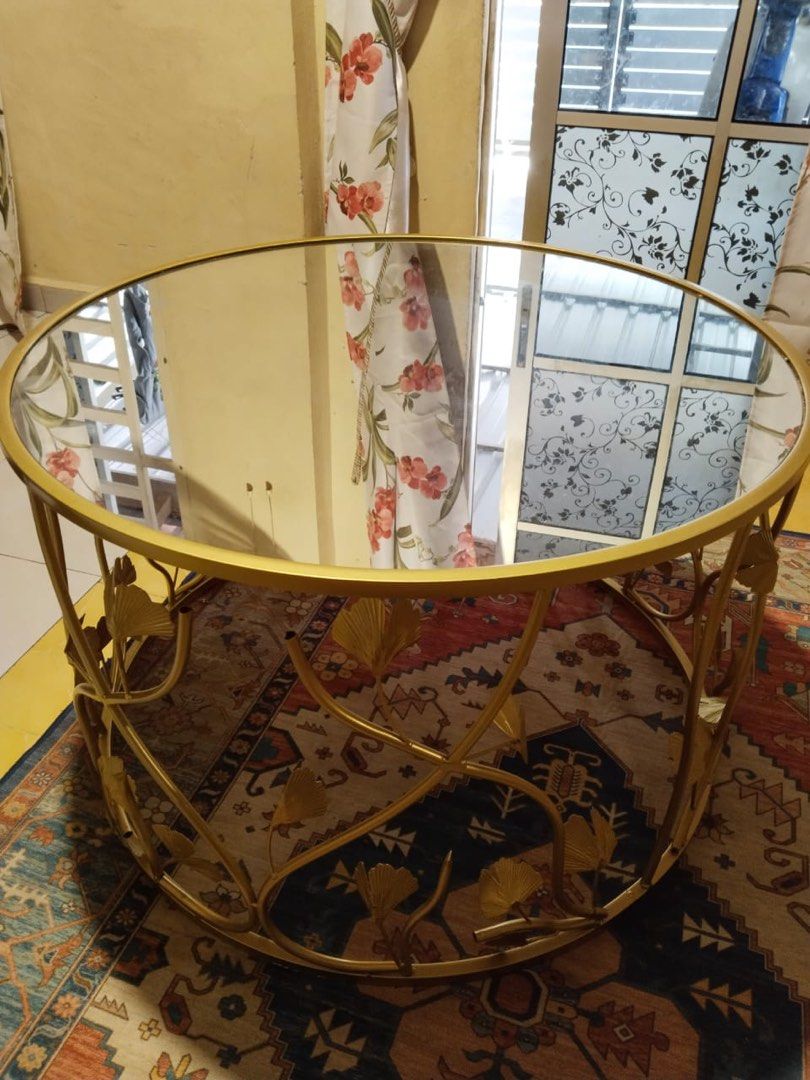 Meja Kaca Bulat, Furniture & Home Living, Furniture, Tables & Sets on ...