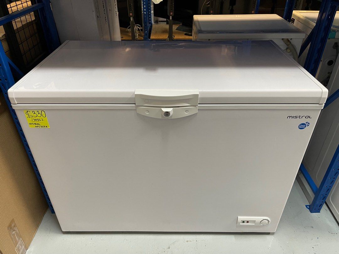MISTRAL MFC327A CHEST FREEZER (NET 303L) Condition 8/10 $330 Delivery ...