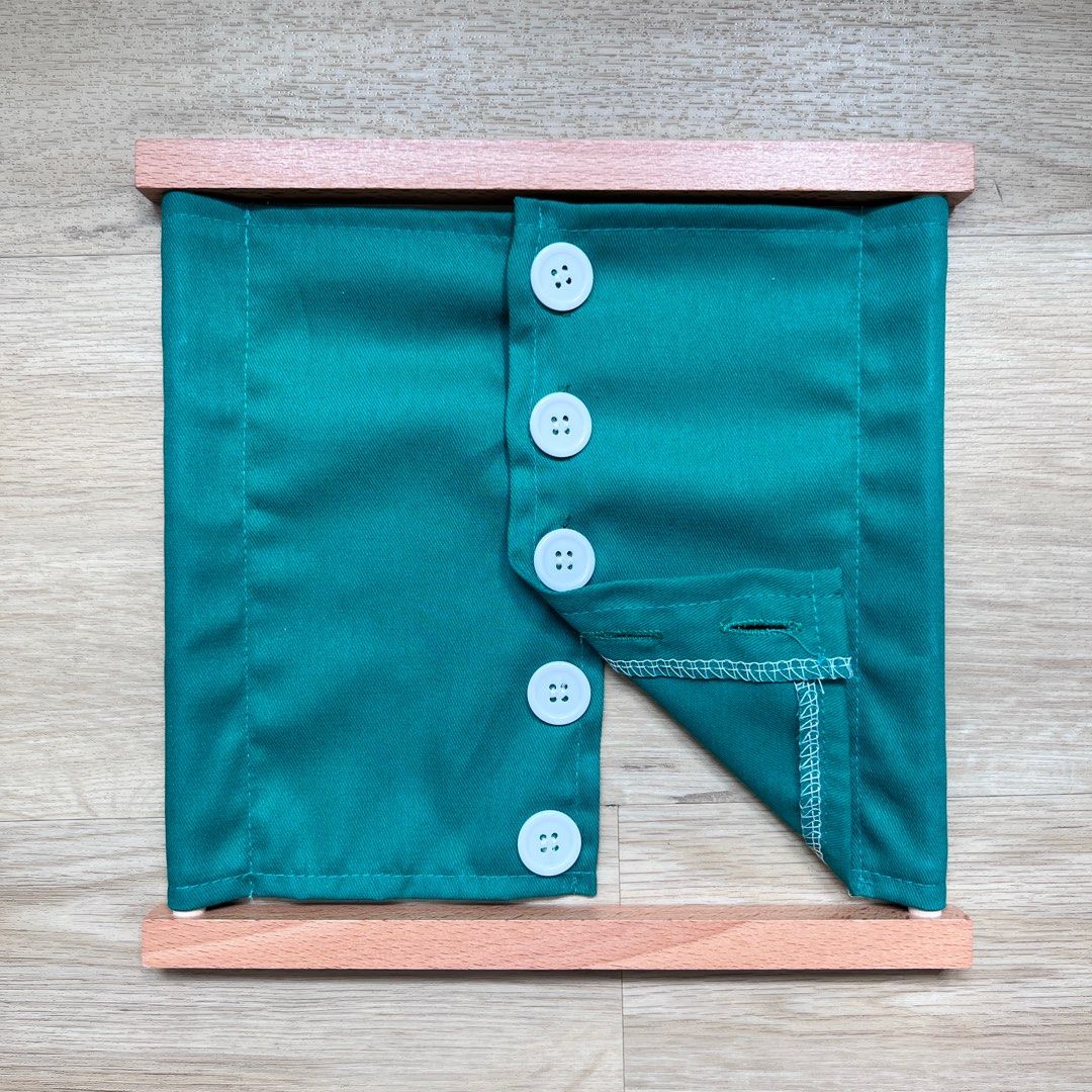 Montessori dressing frame (set of 4), Babies & Kids, Infant Playtime on ...