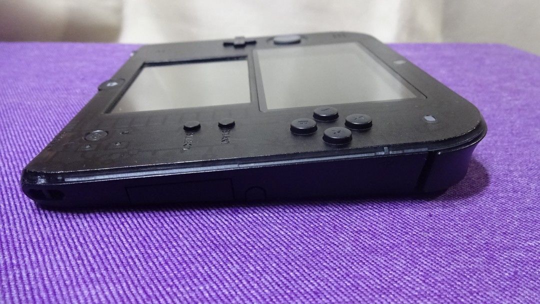 Nintendo 2DS region lock Japan, Video Gaming, Video Game Consoles ...