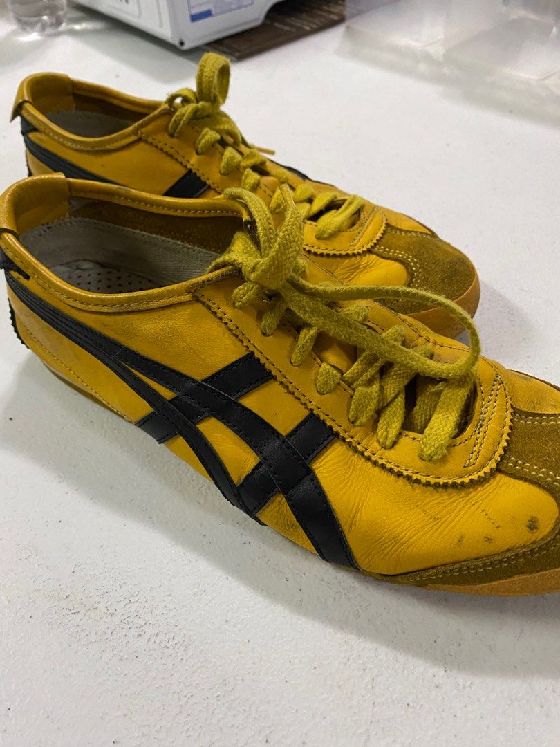 Onitsuka Tiger Yellow Black, Men's Fashion, Footwear, Sneakers on Carousell