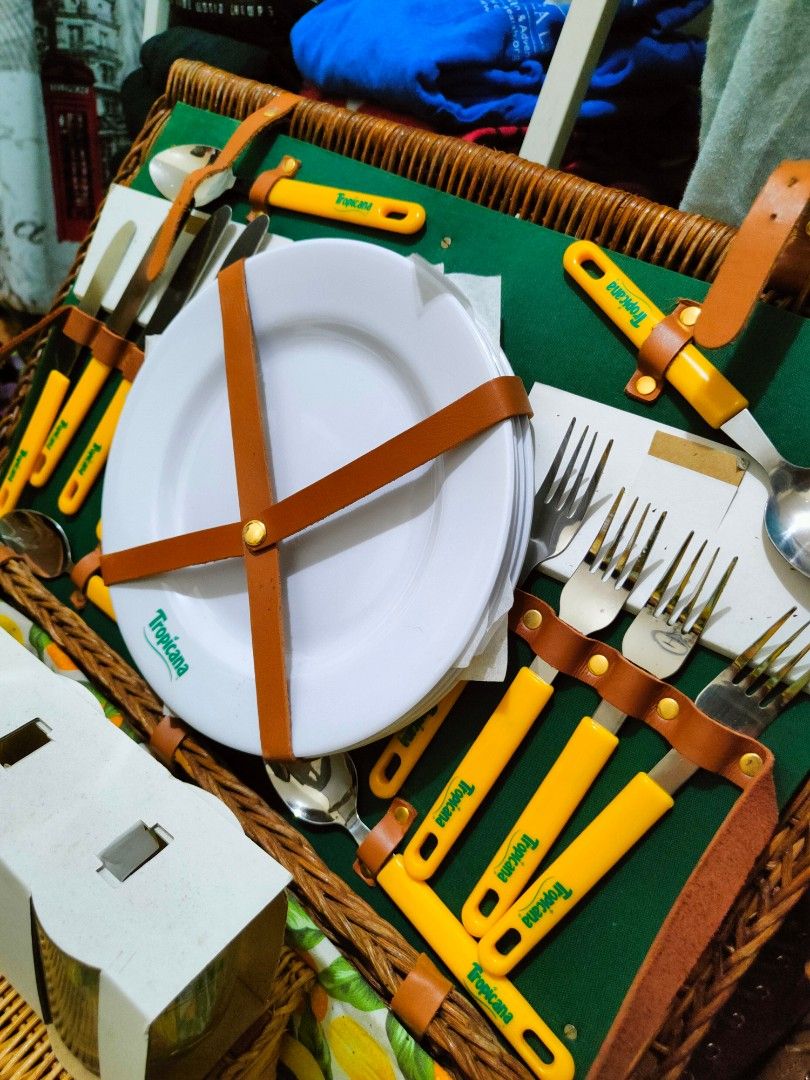 Original Tropicana Picnic Set, Furniture & Home Living, Kitchenware ...