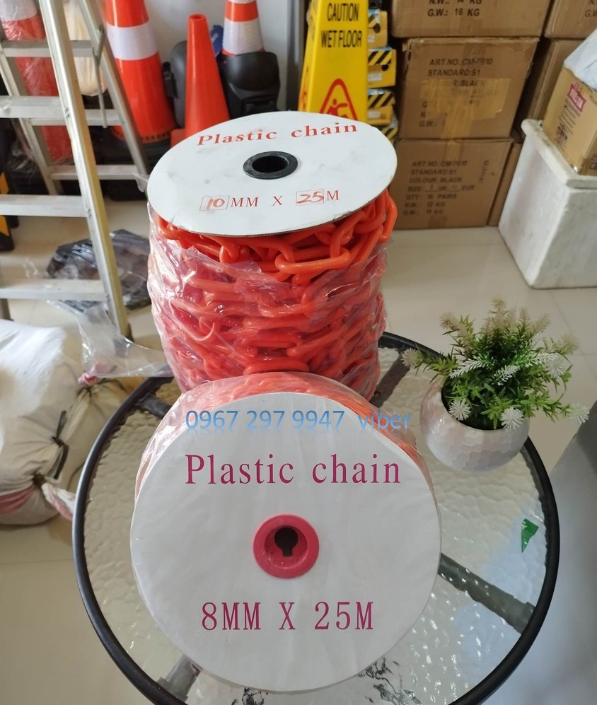 plastic chain 10mm, Commercial & Industrial, Construction Tools ...