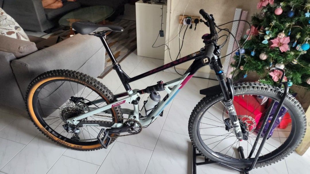 polygon d7 2021 M upgraded, Sports Equipment, Bicycles & Parts ...