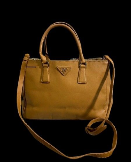 PRADA MADE IN ITALY FULL KULIT TAIGA, Fesyen Wanita, Tas & Dompet di ...