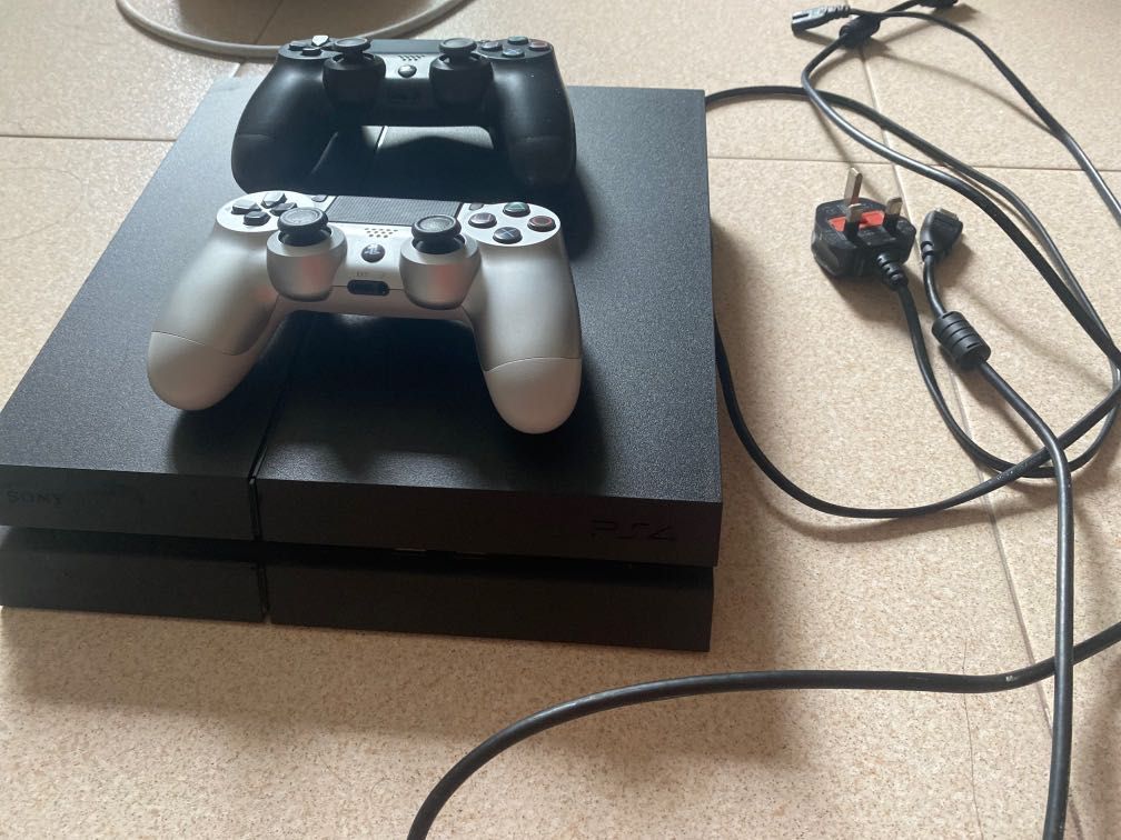 PS4 500gb with 2 controller and games, Video Gaming, Video Game ...