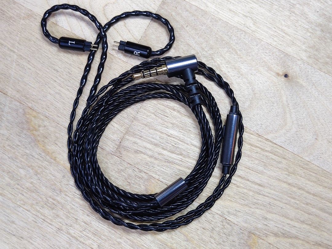 QDC 0.78 to 3.5mm adaptor 4 core IEM cable with mic for moondrop KZ ...