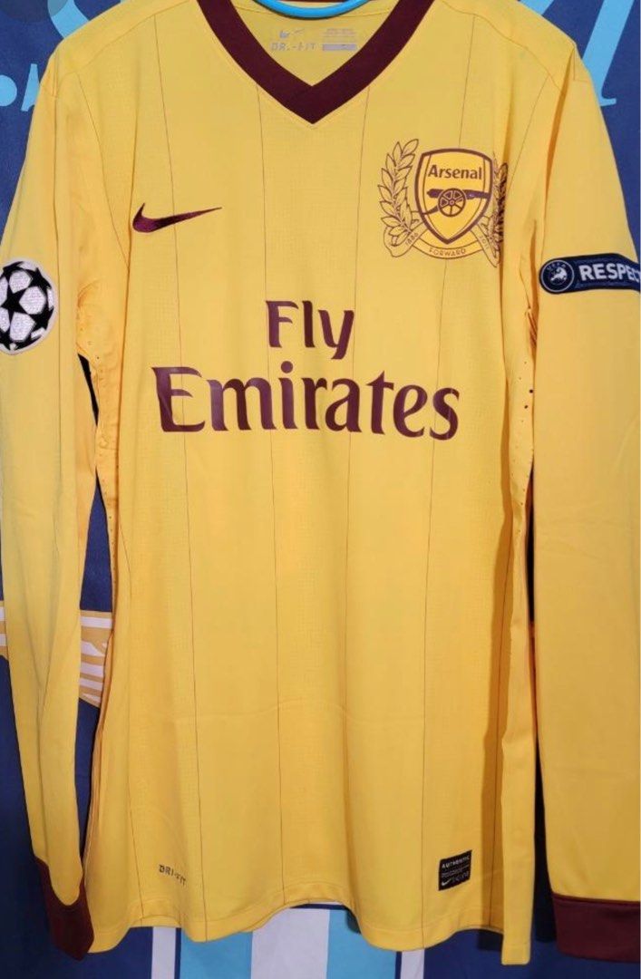 Rare Arsenal Jerseys, Men's Fashion, Activewear on Carousell