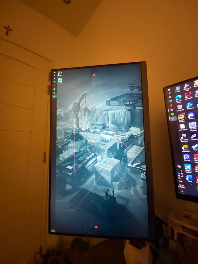 Samsung Computer Monitor with free desk mount, Computers & Tech, Parts ...