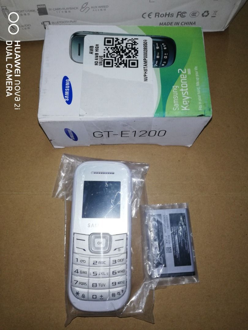 Samsung Keyphone 2 GSM Keypad Phone GT-E1200, Mobile Phones & Gadgets ...