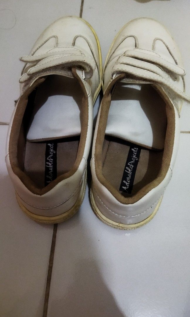 Sepatu Adorable project ukuran 40, Fesyen Wanita, Sepatu di Carousell