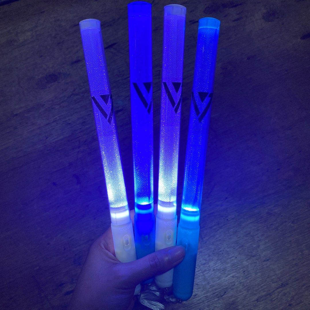 SEVENTEEN SVT KPOP PENLIGHT LIGHTSTICK, Hobbies & Toys, Memorabilia ...