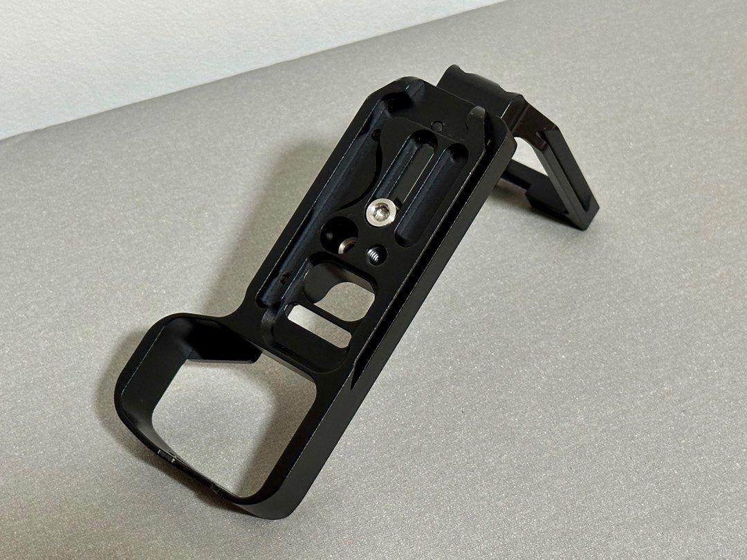 SmallRig A73 L Plate for Sony A7M3 A7R3 L-Bracket for Sony A7III ...