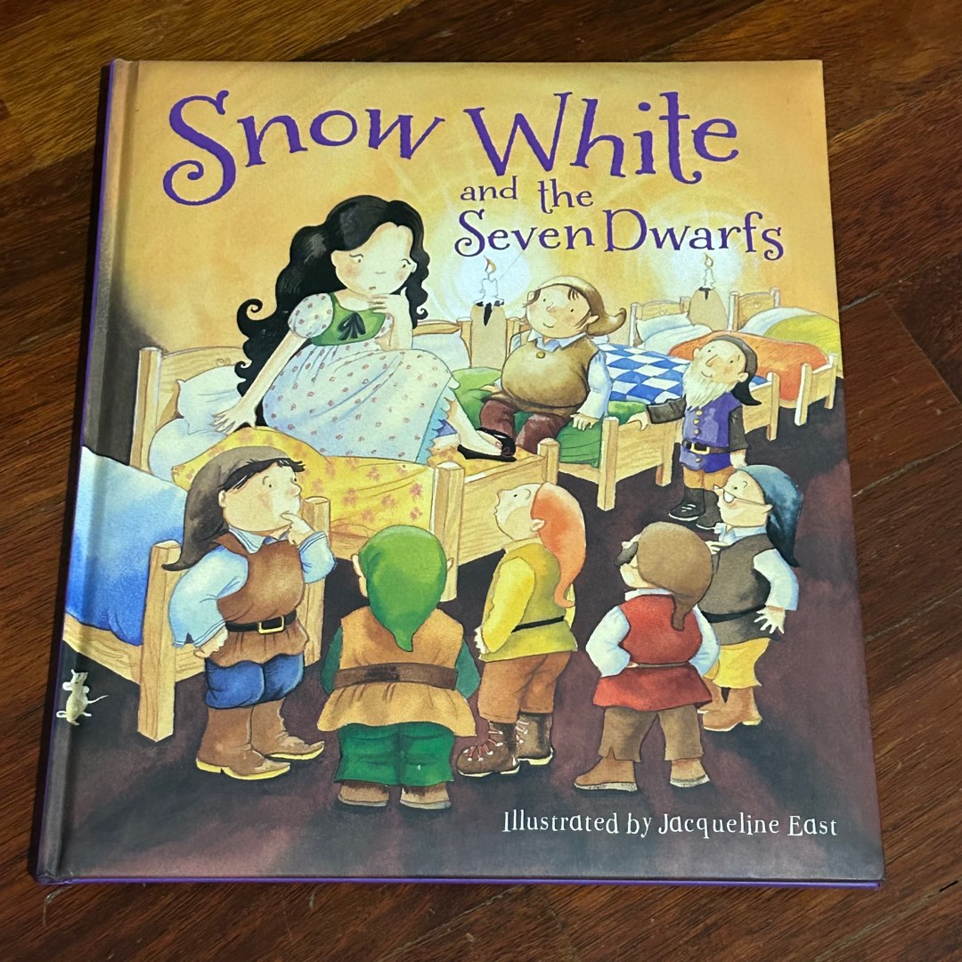 Snow White and the Seven Dwarfs Storybook, Hobbies & Toys, Books ...