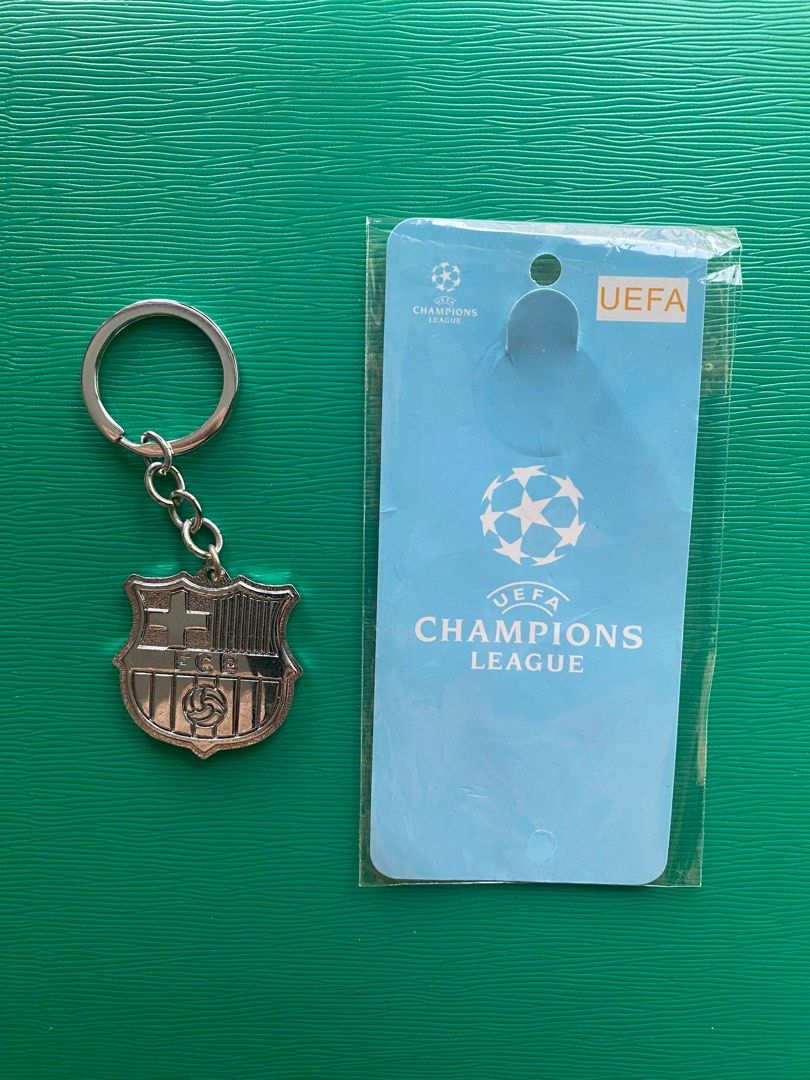 Set of Soccer Starz Neymar Jr figurine & Barcelona Champions League ...