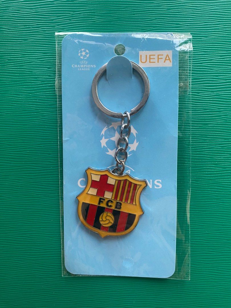 Set of Soccer Starz Neymar Jr figurine & Barcelona Champions League ...